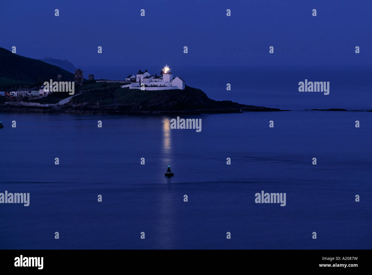 roches ;point lighthouse at the entrance to cork harbor on irish south ...