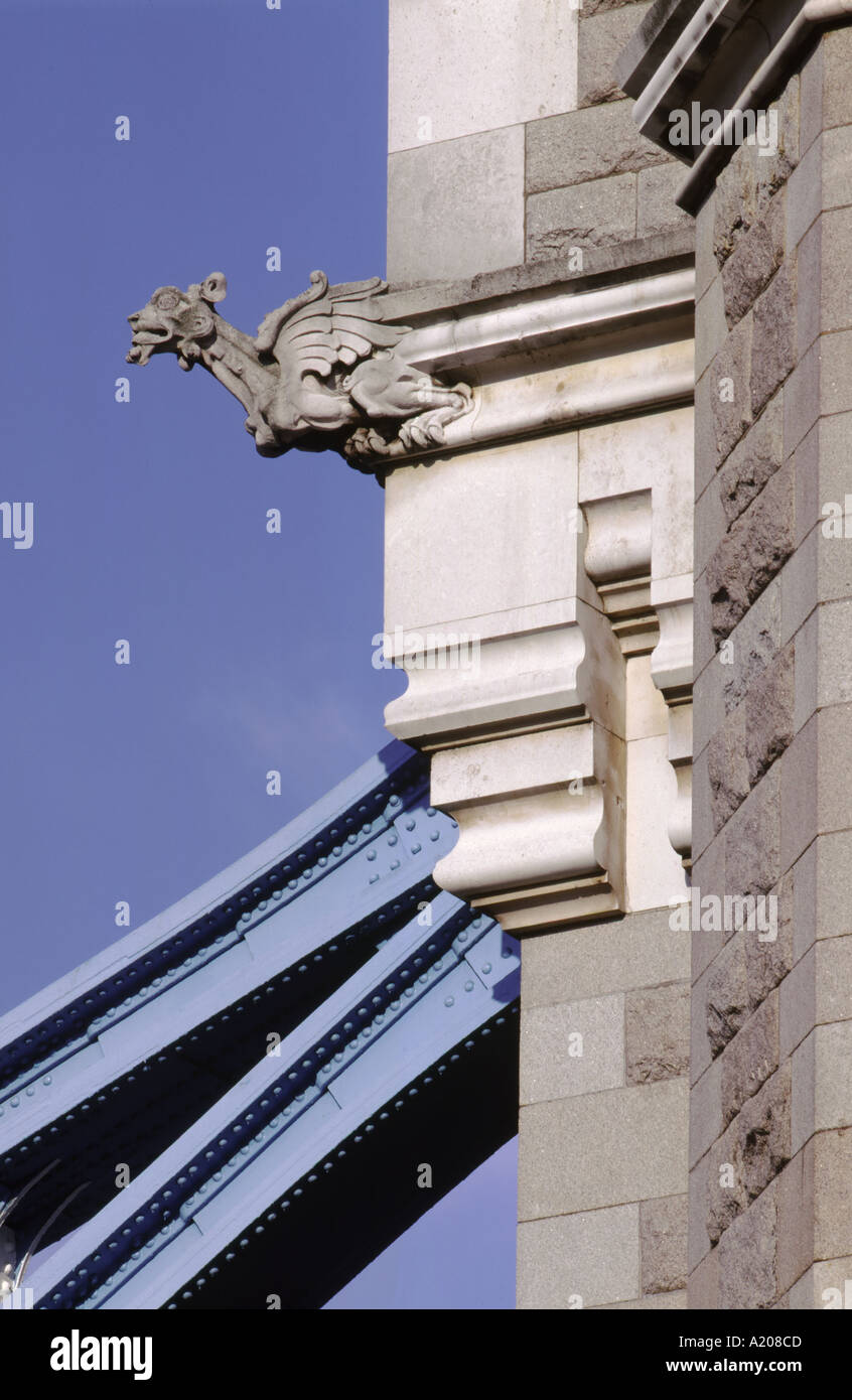 Tower Bridge Detail of stonework with sculpture Stock Photo - Alamy