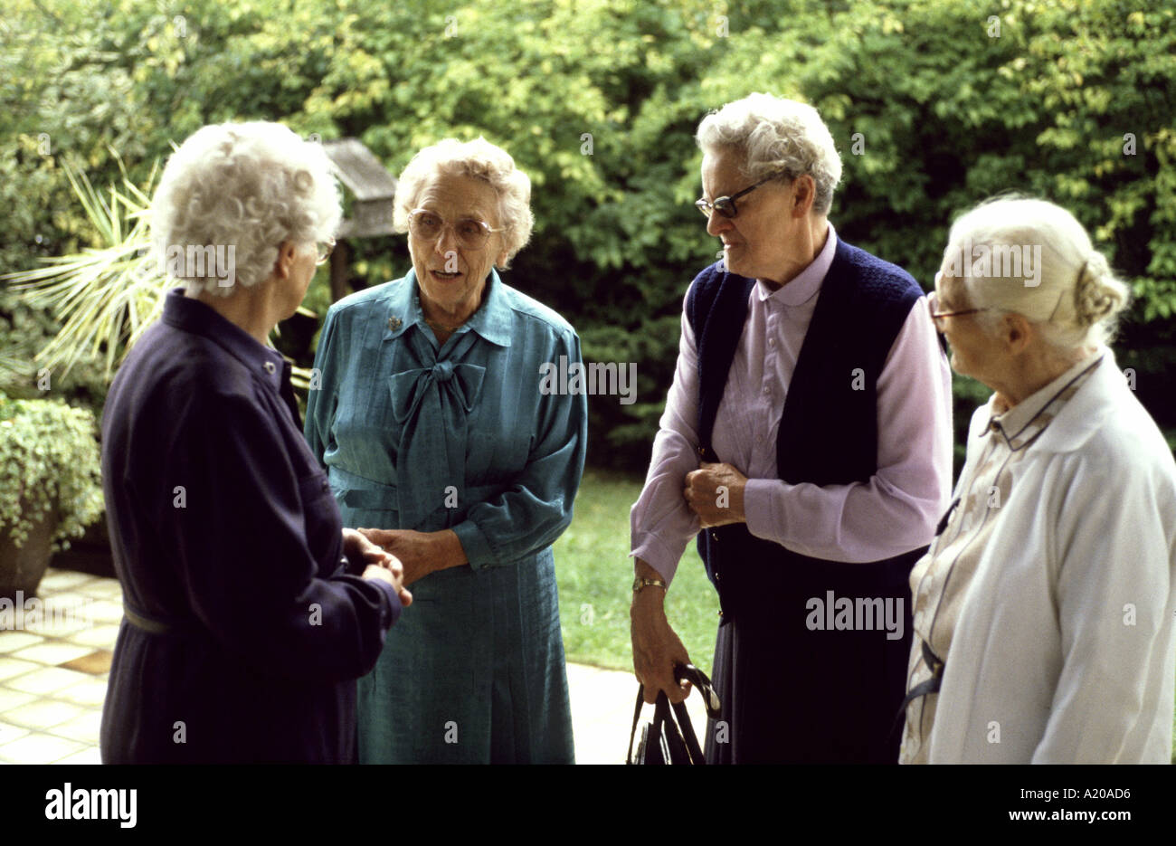 Old ladies talking Stock Photo - Alamy