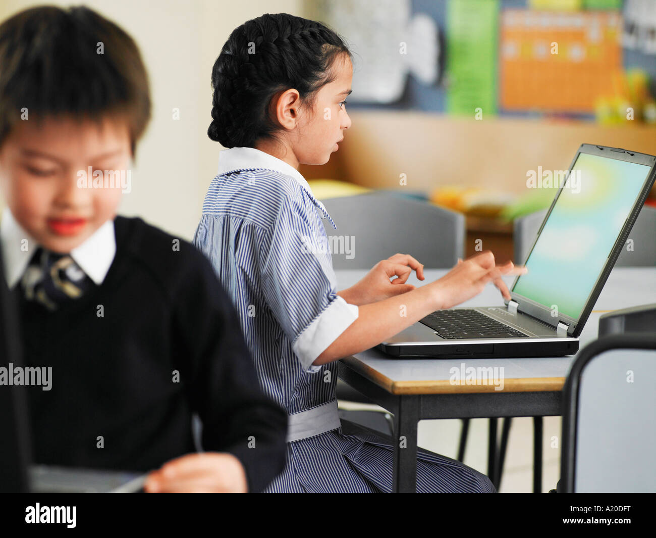 Elementary classroom laptops hi-res stock photography and images - Alamy