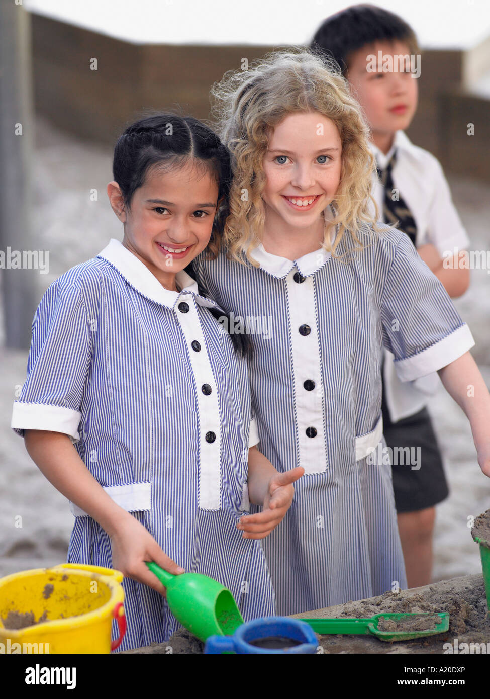 School girls playing in playground hi-res stock photography and images ...