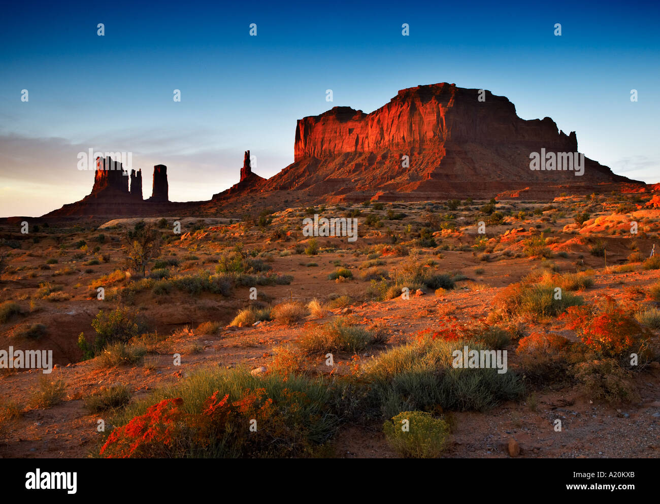Dawn Skyline Monument Valley Utah USA Stock Photo - Alamy
