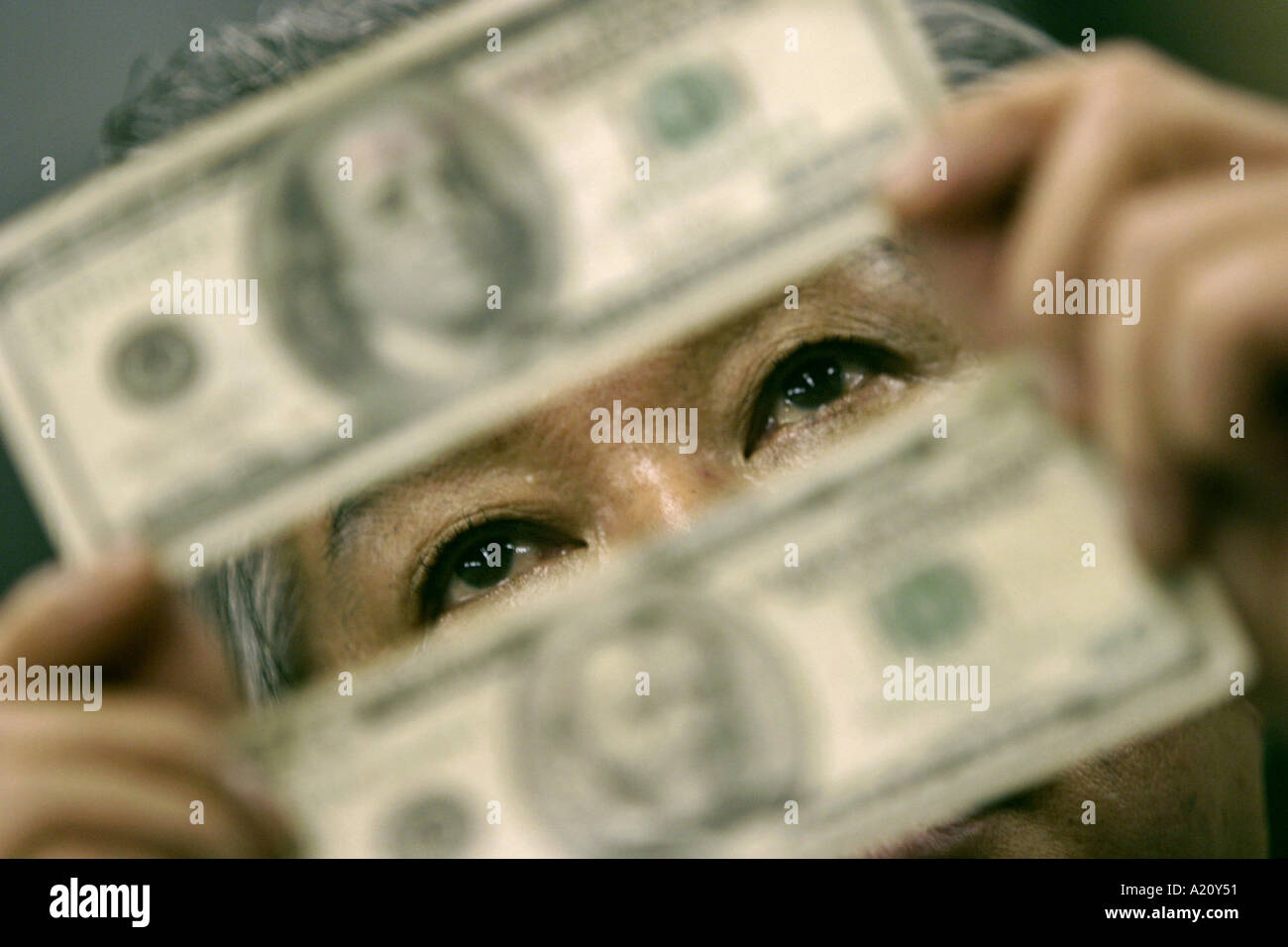 Counterfeit American dollar bank notes Stock Photo - Alamy