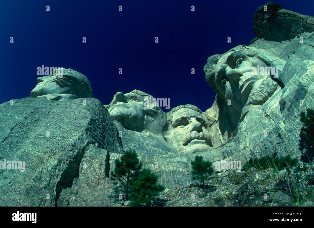 Mt Rushmore with the faces of presidents George Washington Thomas ...