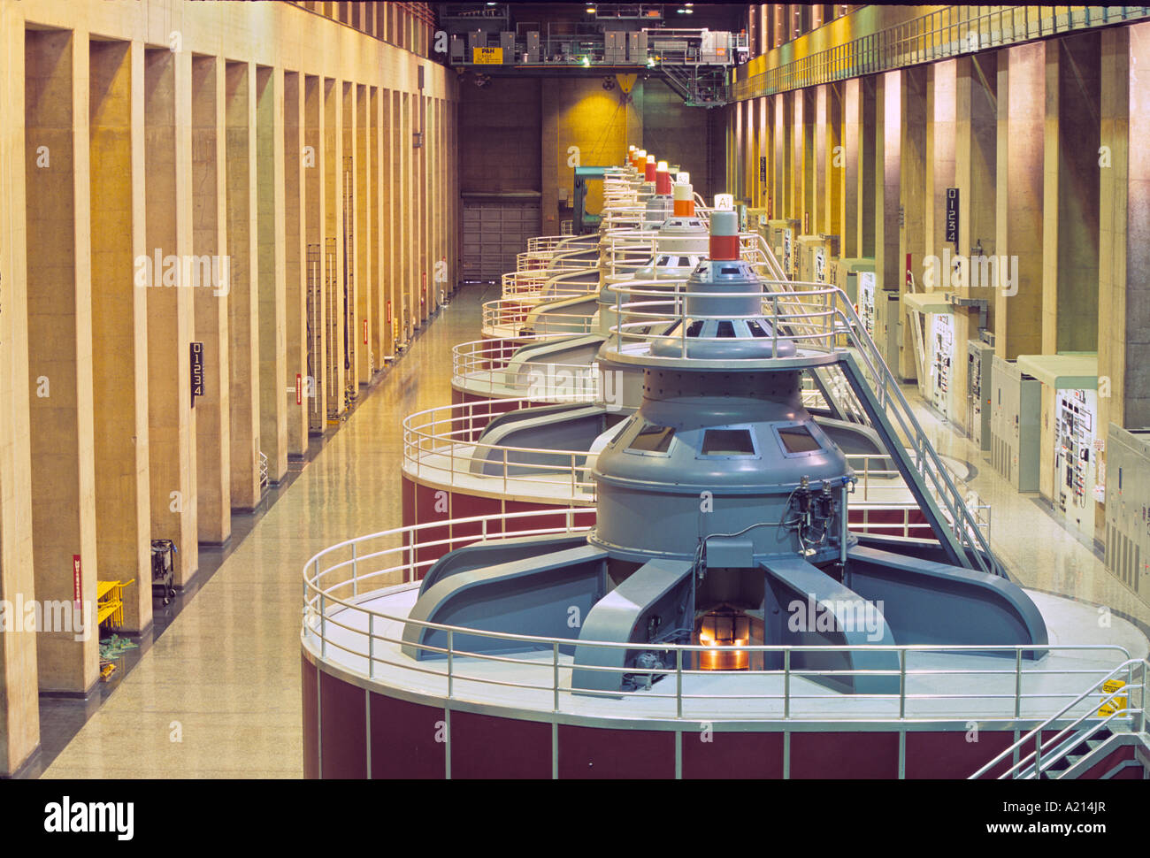 Dam house public house hi-res stock photography and images - Alamy