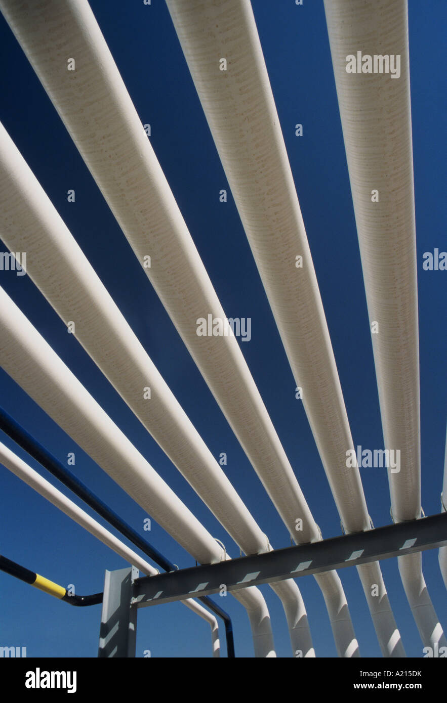 Parallel pipes hi-res stock photography and images - Alamy