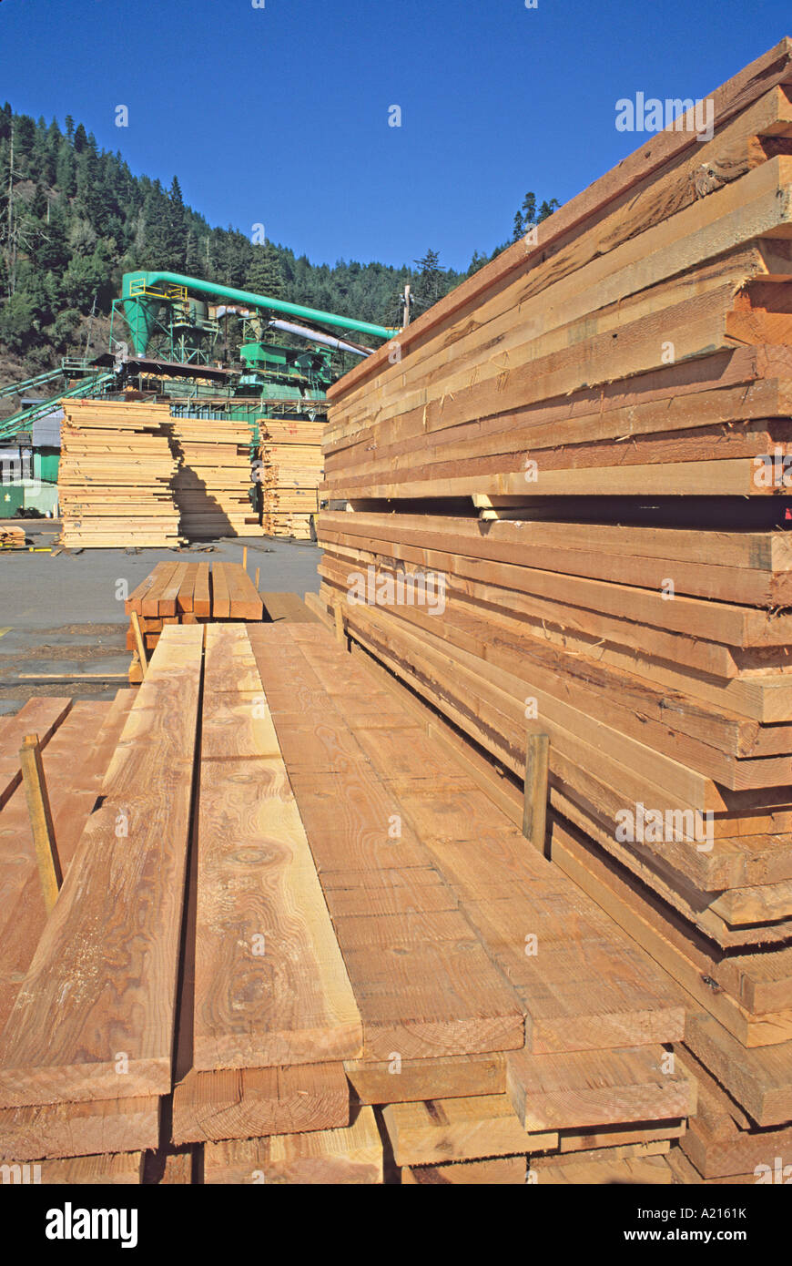 Wood mill river hi-res stock photography and images - Alamy