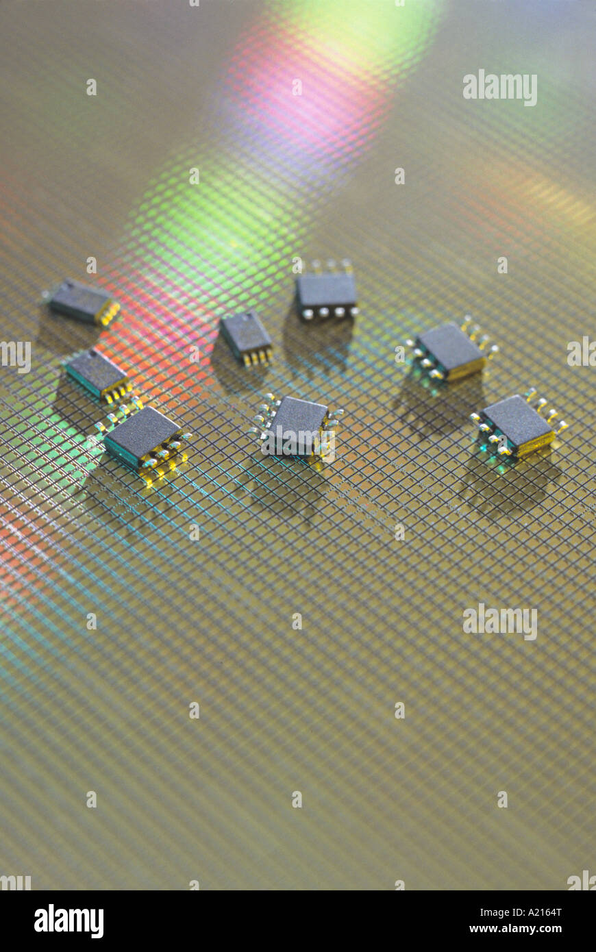 semiconductor chips on silicon wafer disk Stock Photo - Alamy