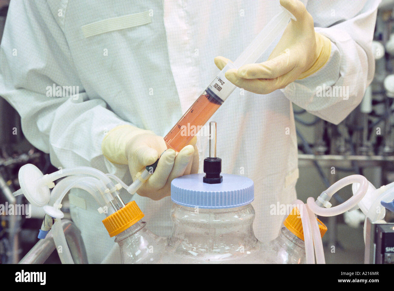 Bioengineers hi-res stock photography and images - Alamy