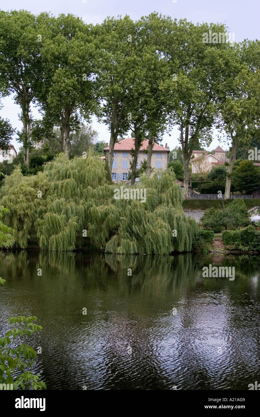 Confolens charente france hi-res stock photography and images - Alamy