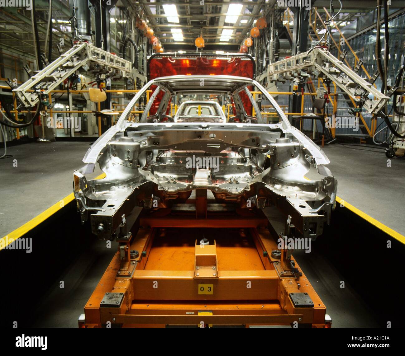 Assembly lines hi-res stock photography and images - Alamy
