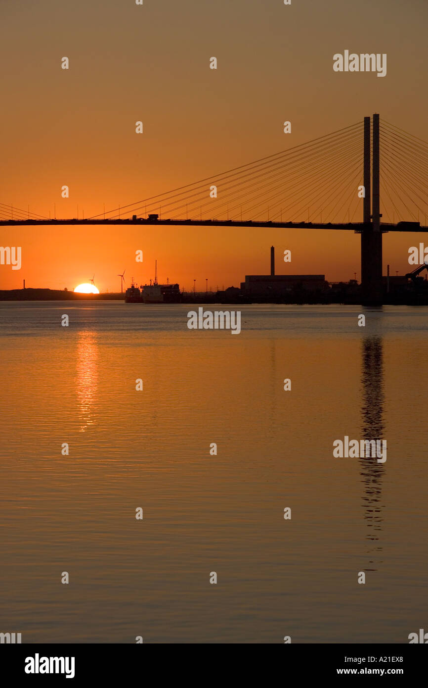 Cargo ship at dartford bridge hi-res stock photography and images - Alamy