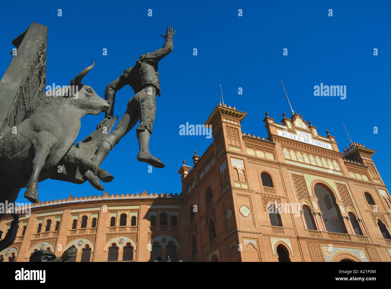 Bull rings madrid hi-res stock photography and images - Alamy