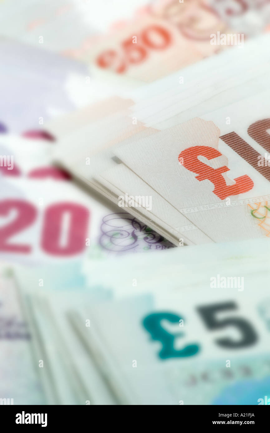 British Bank Notes 50 20 10 5 pounds sterling Stock Photo - Alamy