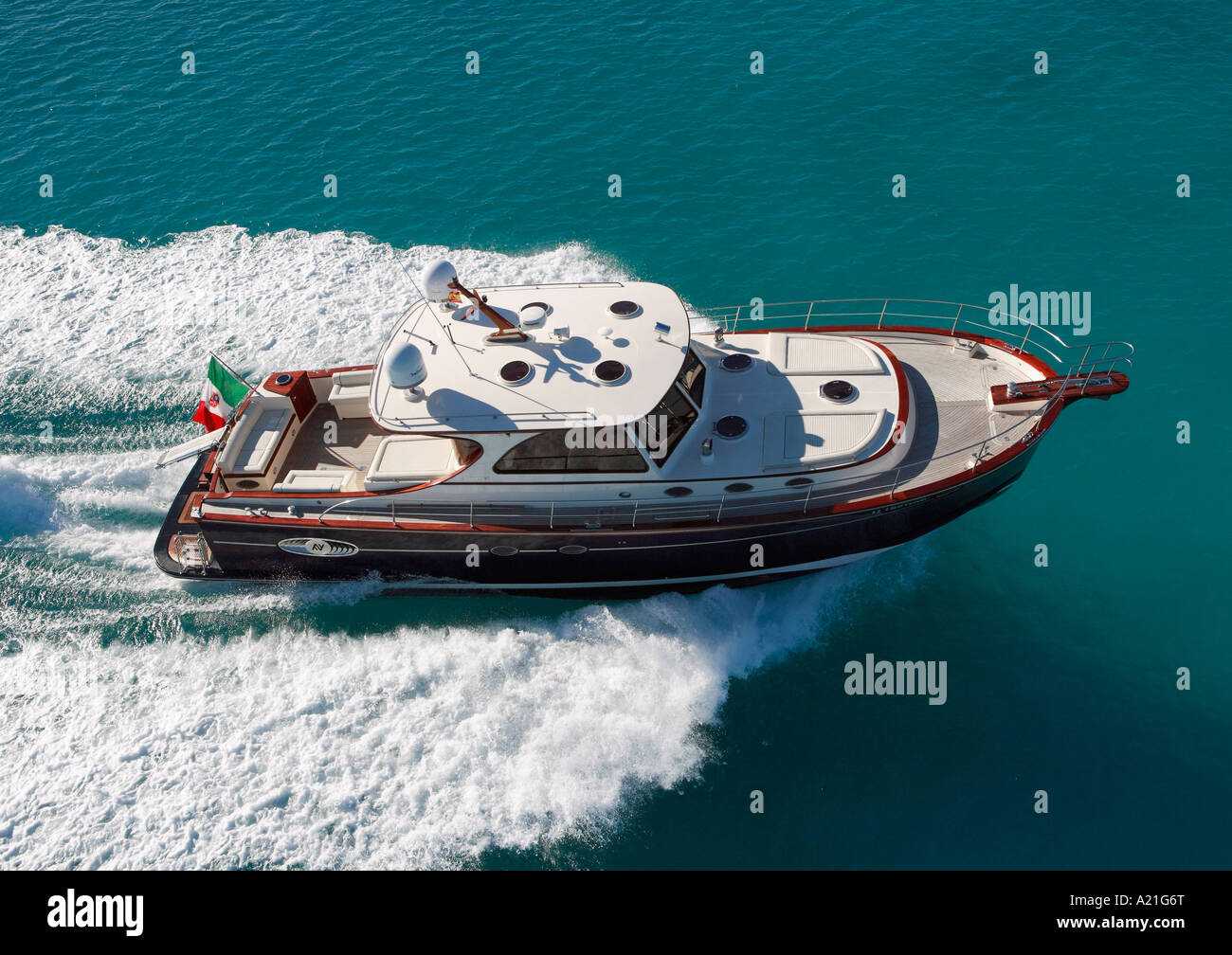 Classic Speed Boat High Resolution Stock Photography and Images - Alamy