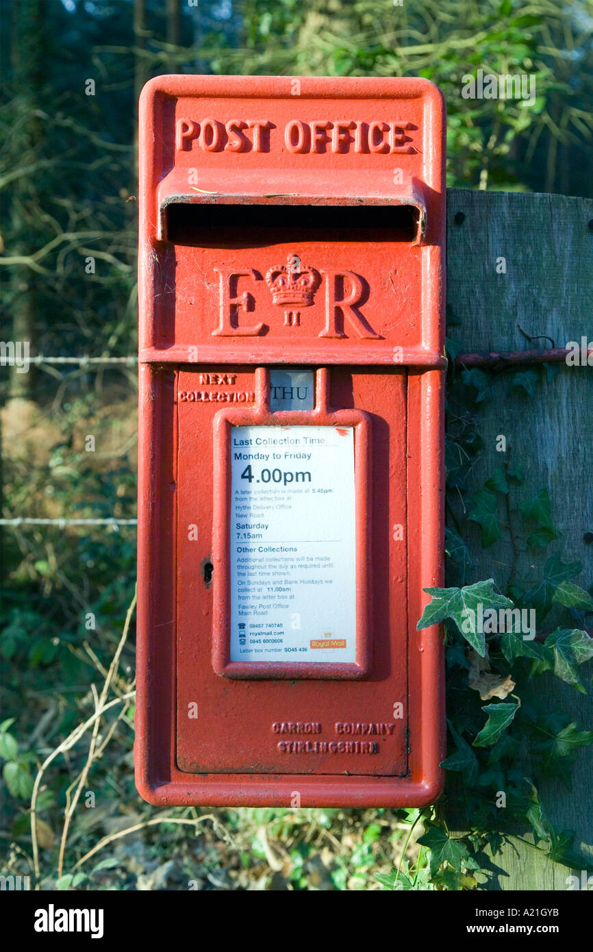 Royal Mail post mounted red post office pillar box Stock Photo - Alamy