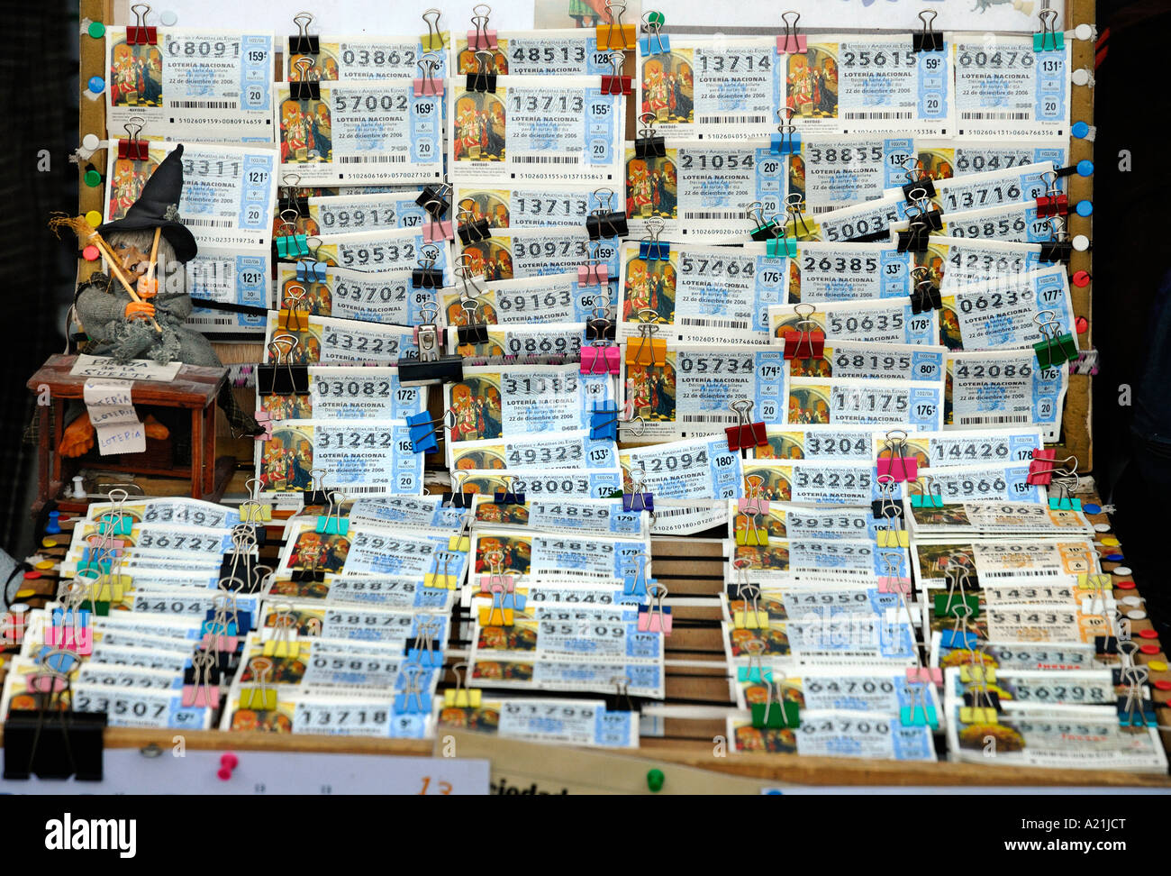 CHRISTMAS LOTTERY AT PUERTA DEL SOL MADRID SPAIN Stock Photo - Alamy