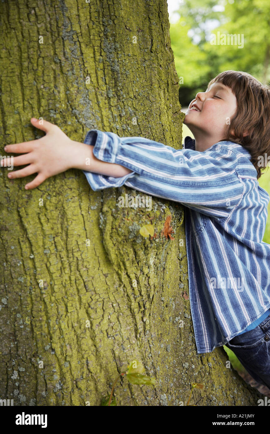 Solo tween boy hi-res stock photography and images - Alamy