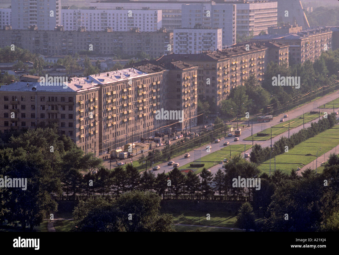 Apartments apartment block moscow hi-res stock photography and images ...