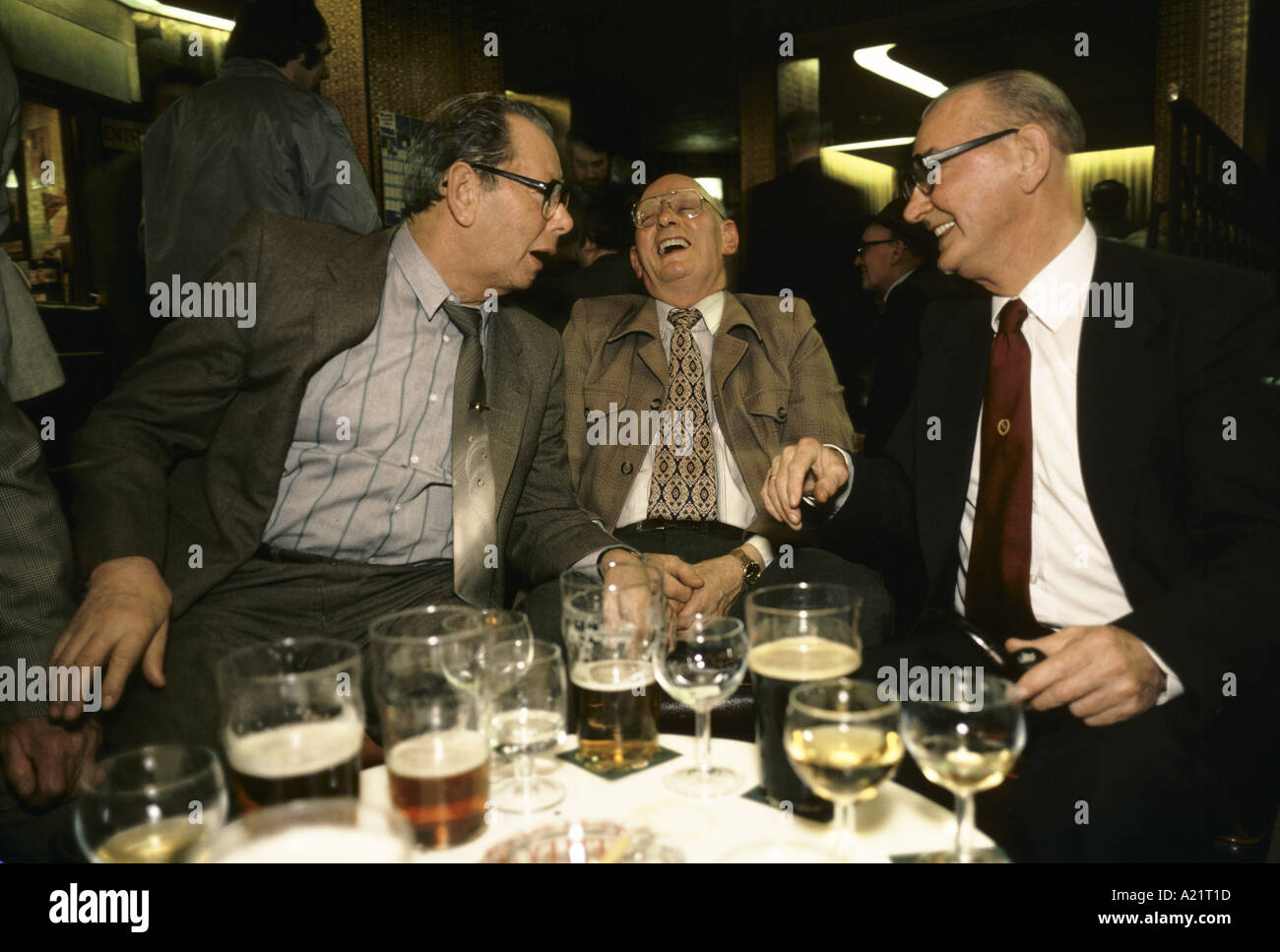 Working mens club hi-res stock photography and images - Alamy