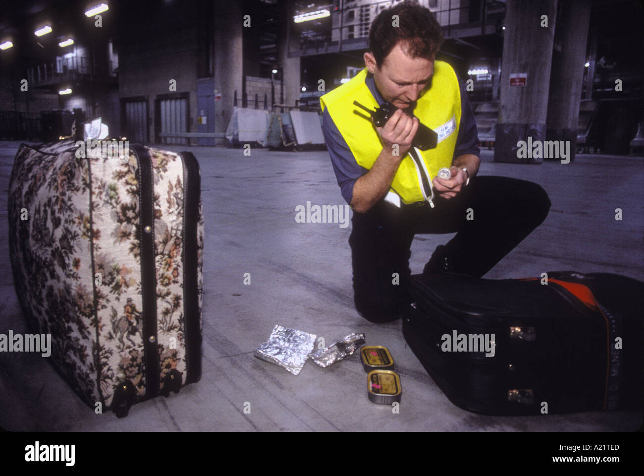 Customs officer uk hi-res stock photography and images - Alamy