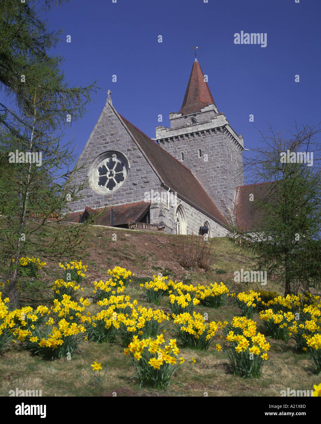 Ballater church hi-res stock photography and images - Alamy