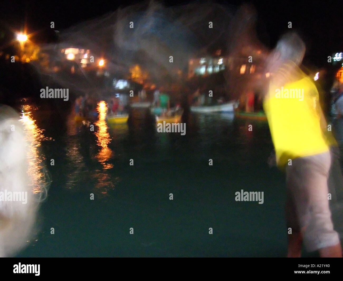 Fisherman throwing out his net hi-res stock photography and images - Alamy
