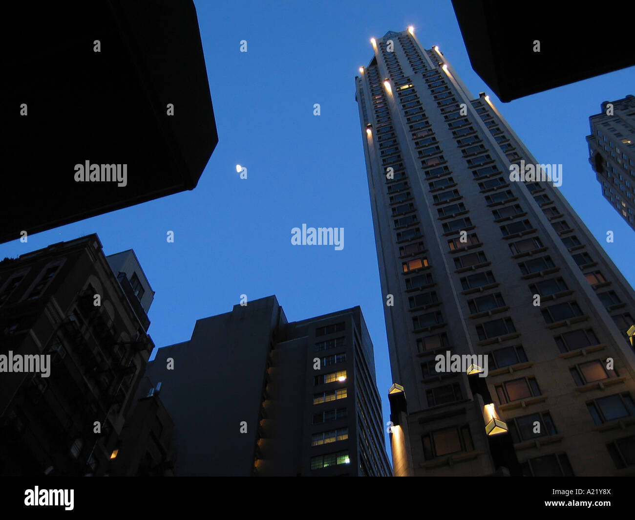 New york skylines 1990s hi-res stock photography and images - Alamy