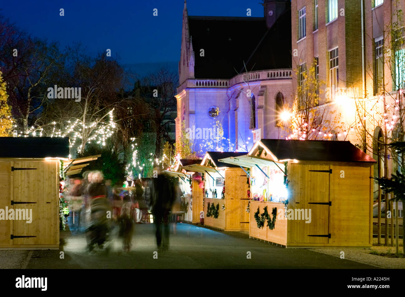 "Paris France", "Christmas Market" "Lit up" at night "Street Scene ...