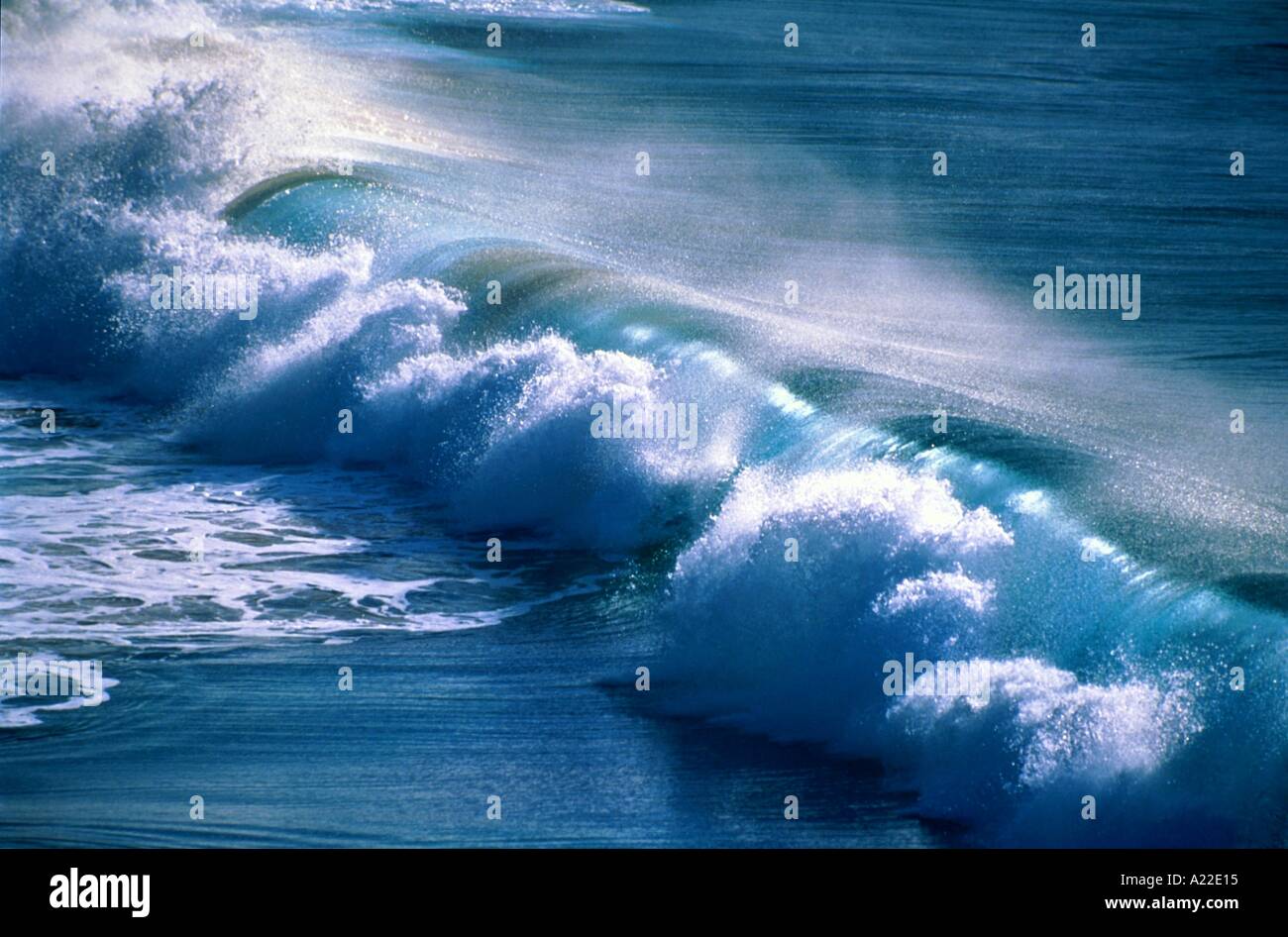 Wave crests hi-res stock photography and images - Alamy