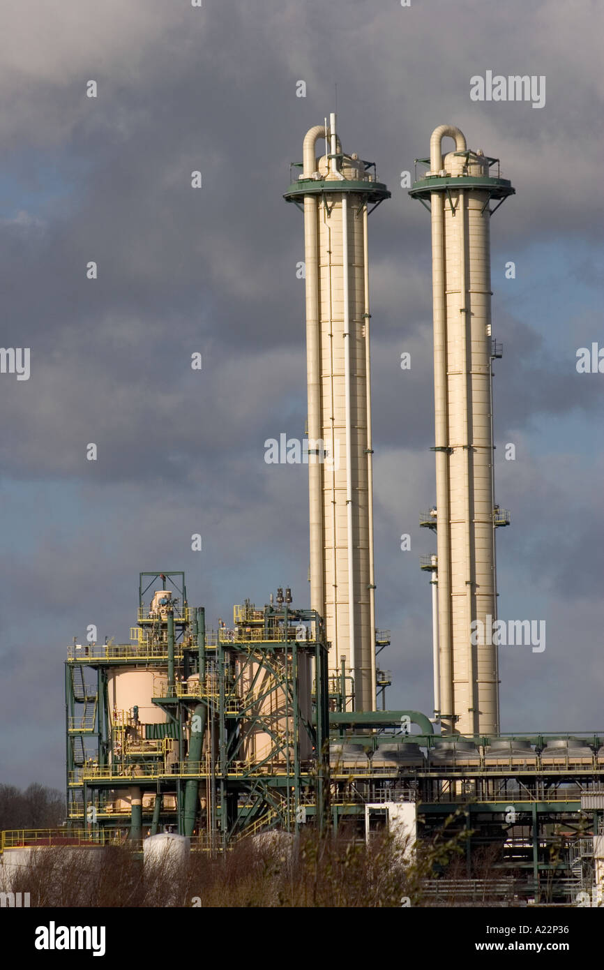 Dow chemical plant hi-res stock photography and images - Alamy