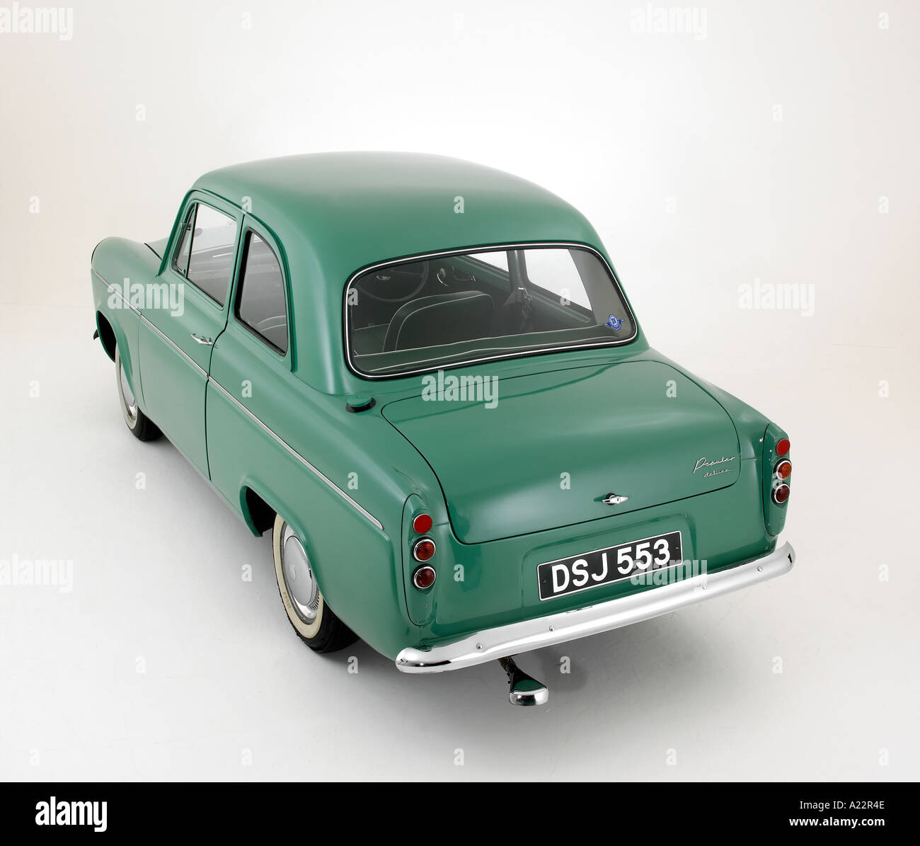 Ford 100e hi-res stock photography and images - Alamy