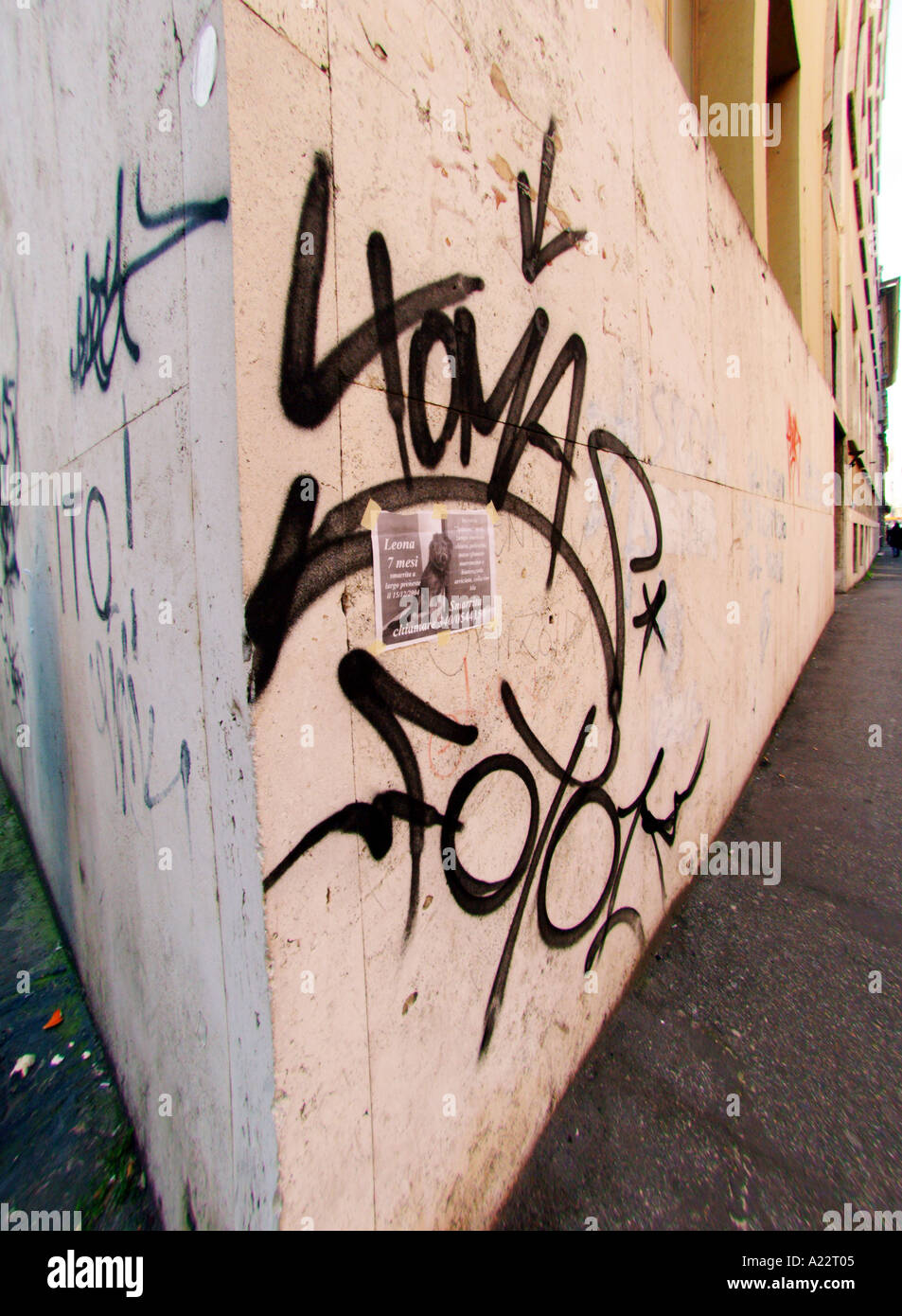 street corner rome graffiti Stock Photo - Alamy