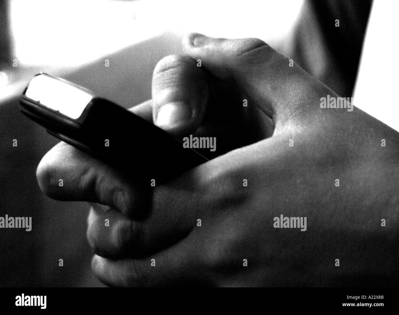 Texting with thumb hi-res stock photography and images - Alamy