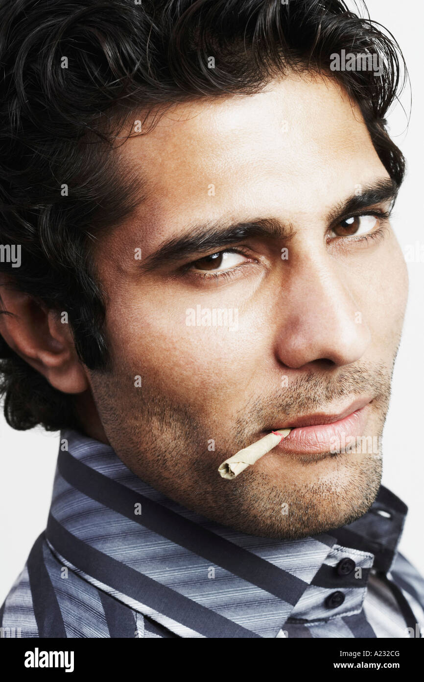 Bidi hi-res stock photography and images - Alamy