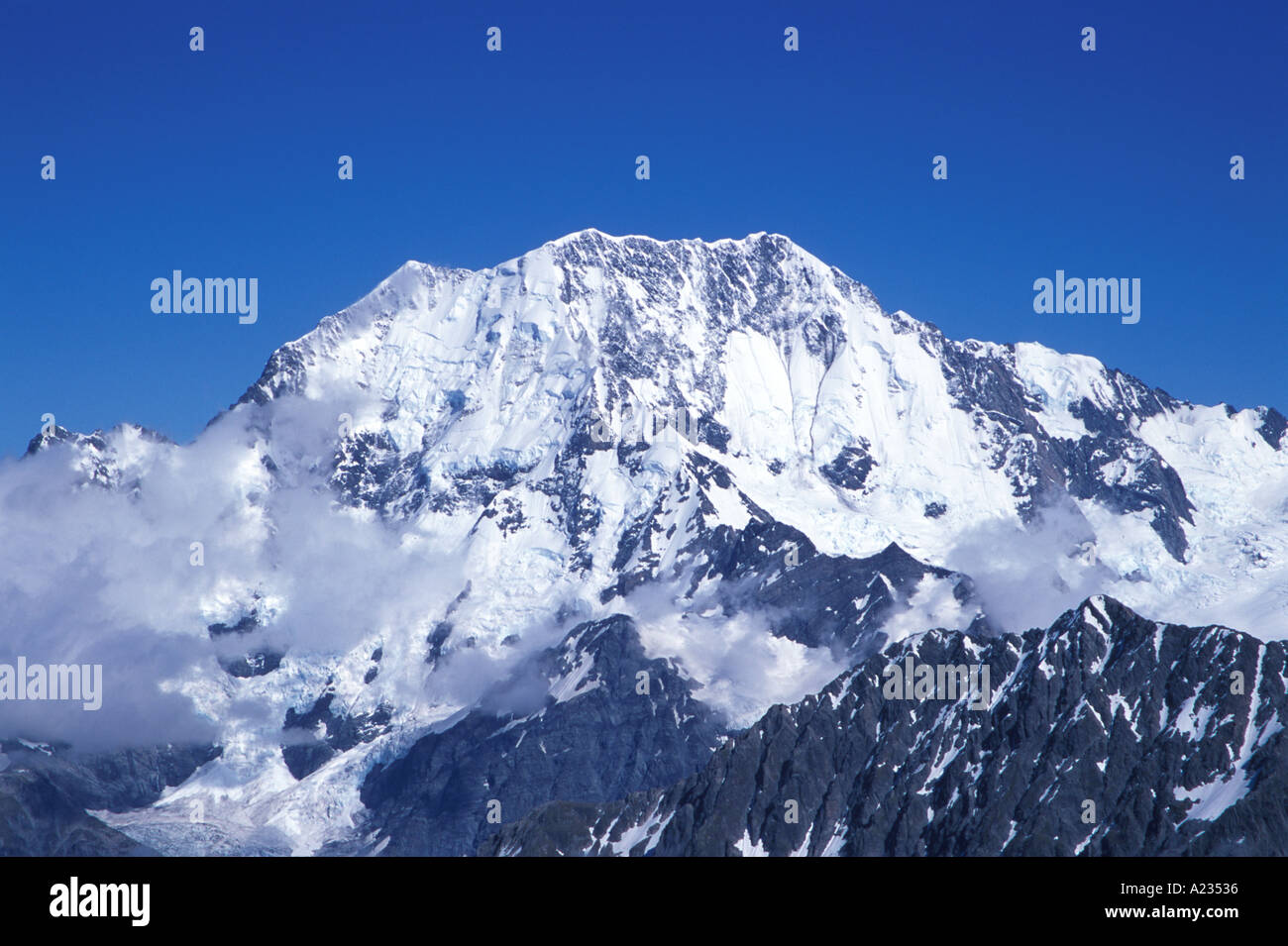 Summit of Mount Cook New Zealand Stock Photo - Alamy