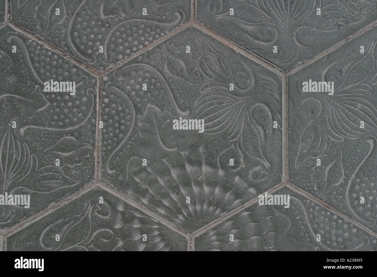 Hexagonal paving hi-res stock photography and images - Alamy