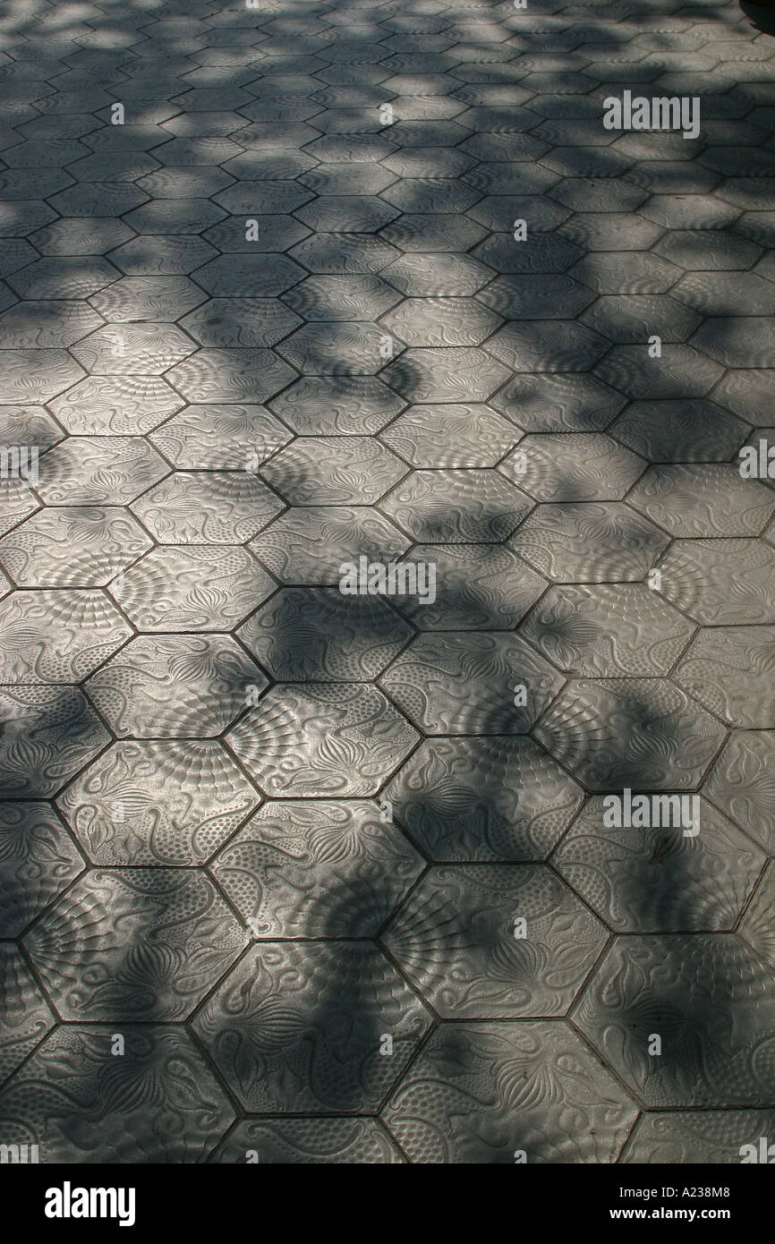 Hexagonal paving hi-res stock photography and images - Alamy