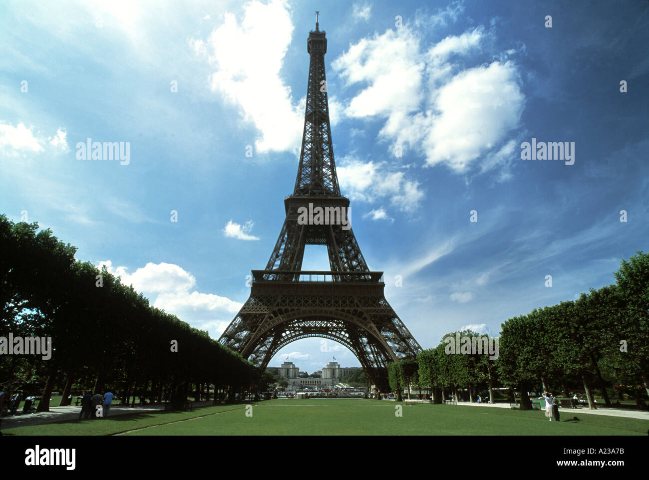 Eiffel tower low wide hi-res stock photography and images - Alamy