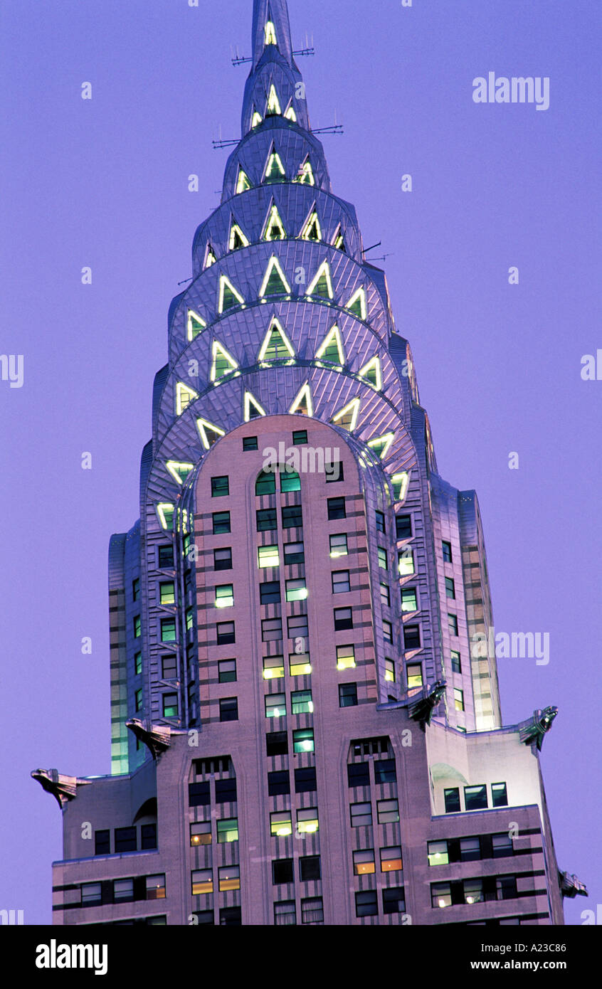Nyc building upper level hi-res stock photography and images - Alamy