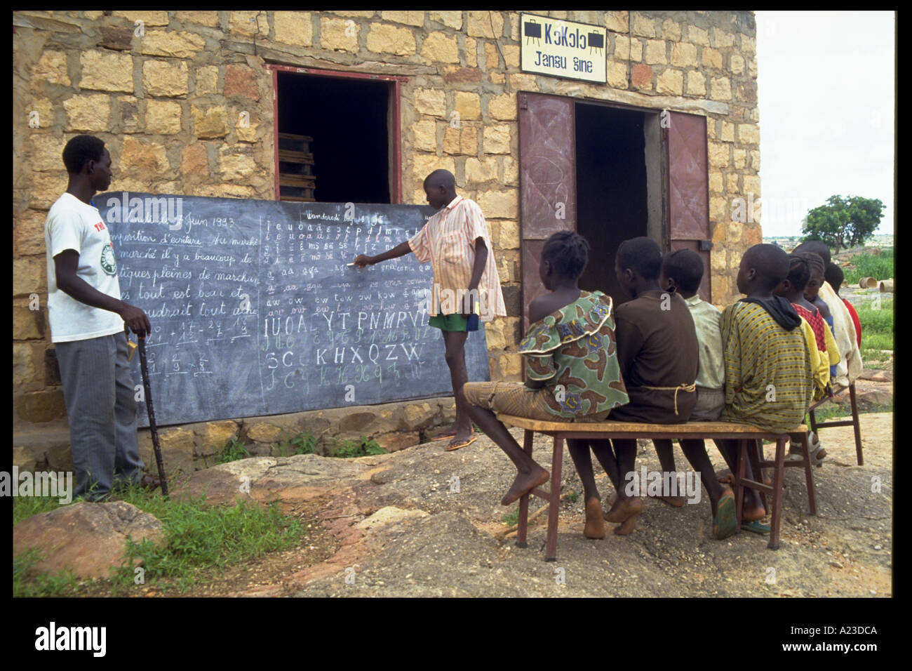 Mali village school hi-res stock photography and images - Alamy