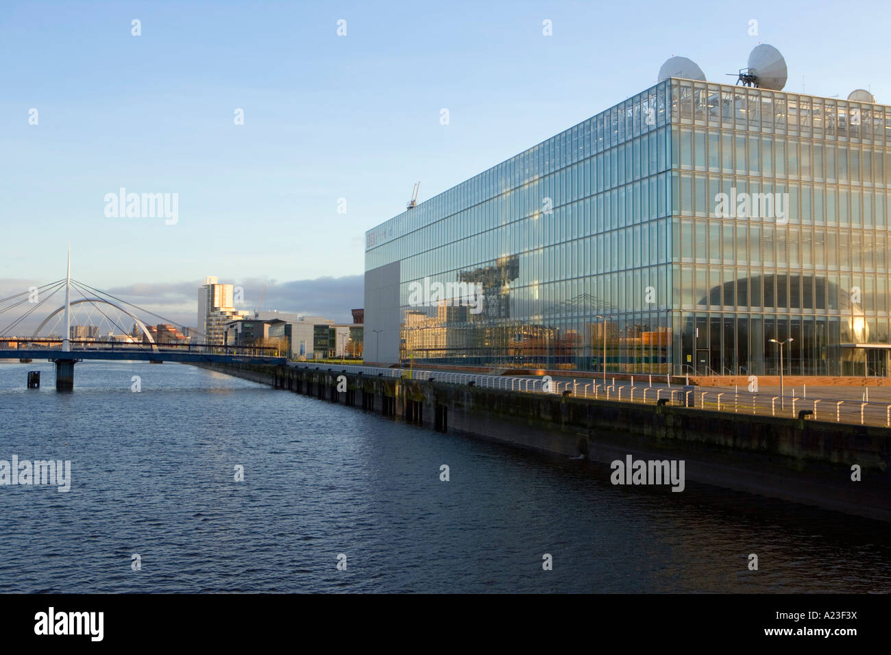 PACIFIC QUAY GLASGOW AND NEW BBC HEADQUARTERS GLASGOW SCOTLAND Stock ...