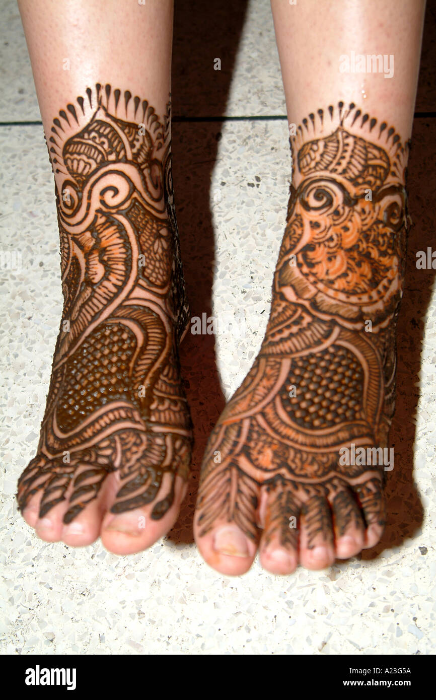 Heena hi-res stock photography and images - Alamy