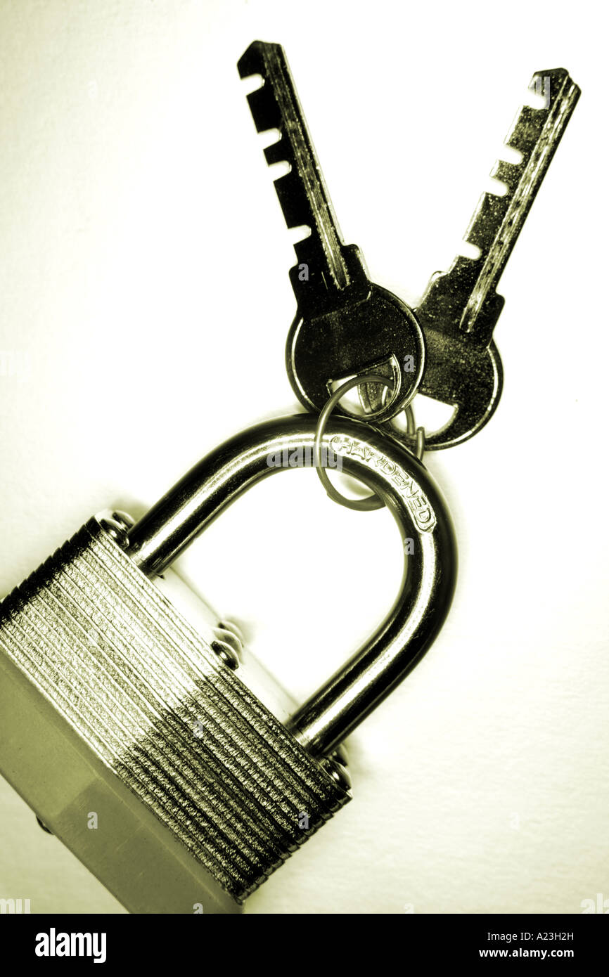Padlock and keys Stock Photo - Alamy