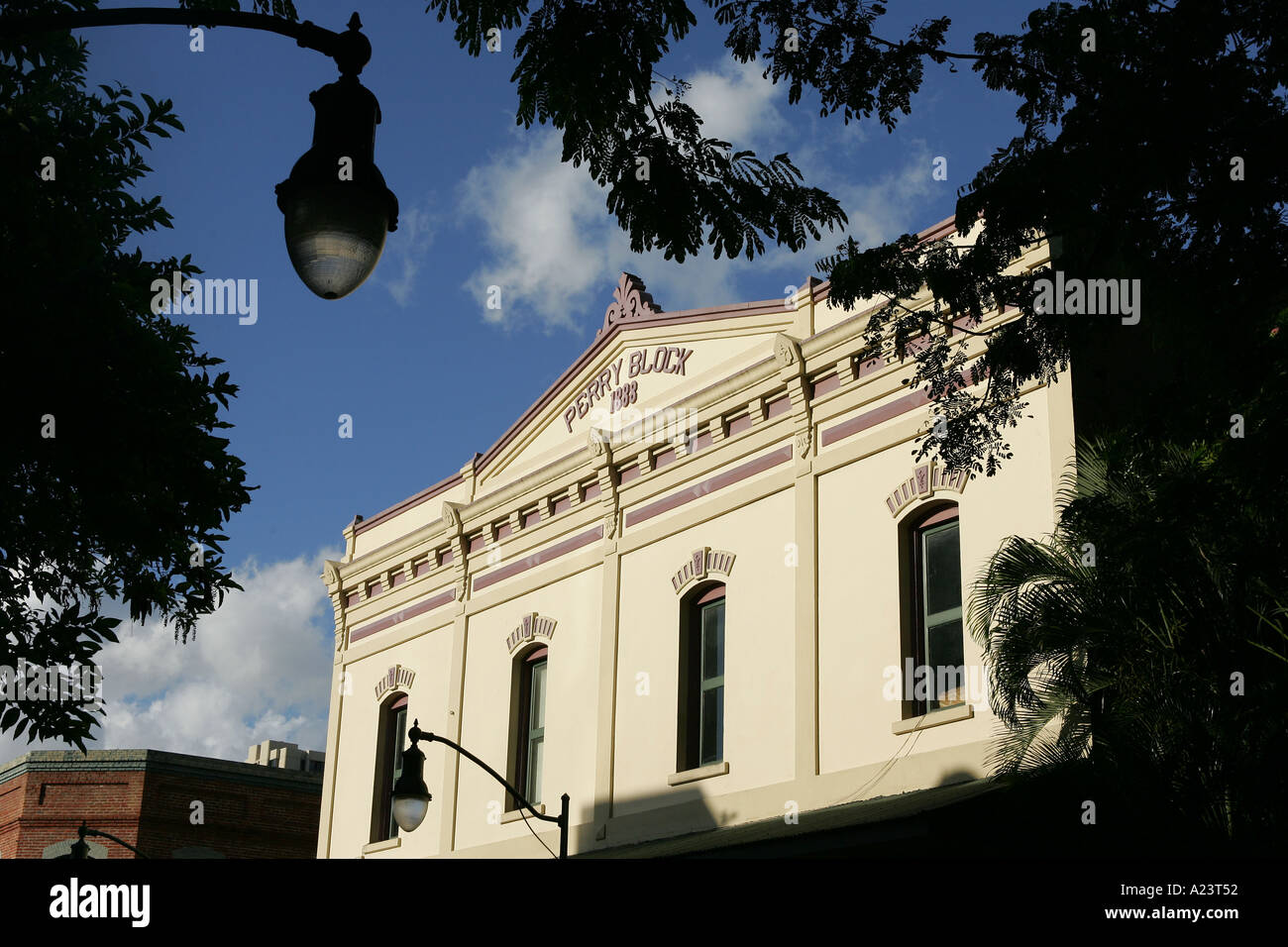 Hotel Street Honolulu Oahu Hawaii Stock Photo - Alamy