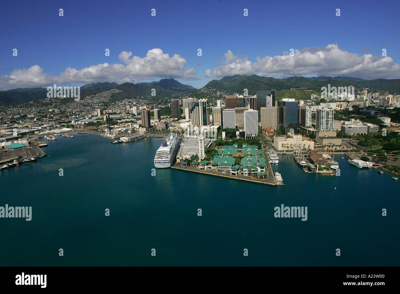Aerial honolulu aloha tower hi-res stock photography and images - Alamy