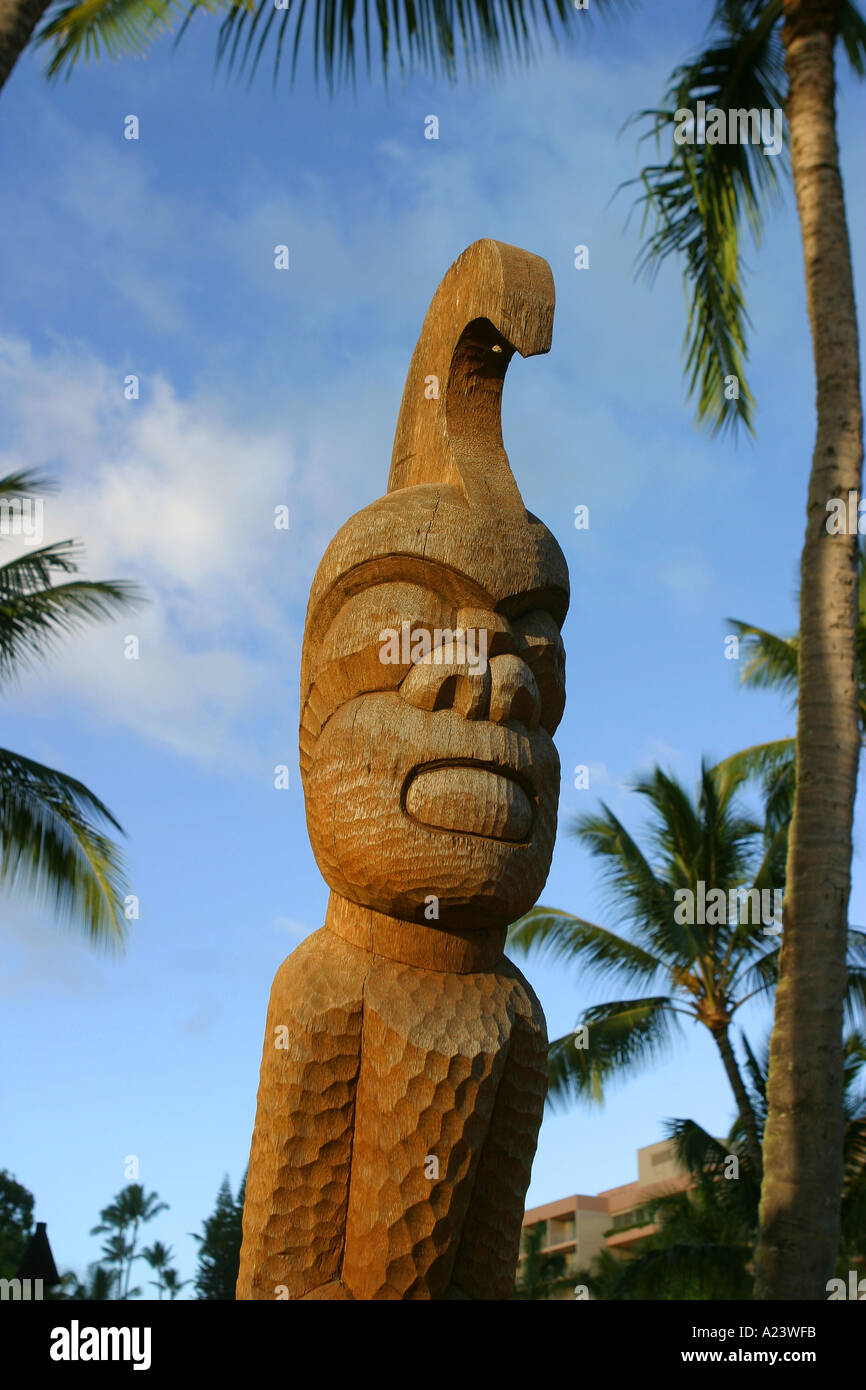 Tiki carved from coconut palm Stock Photo - Alamy