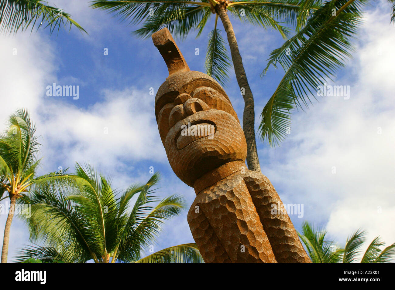 Tiki carved from coconut palm Stock Photo - Alamy