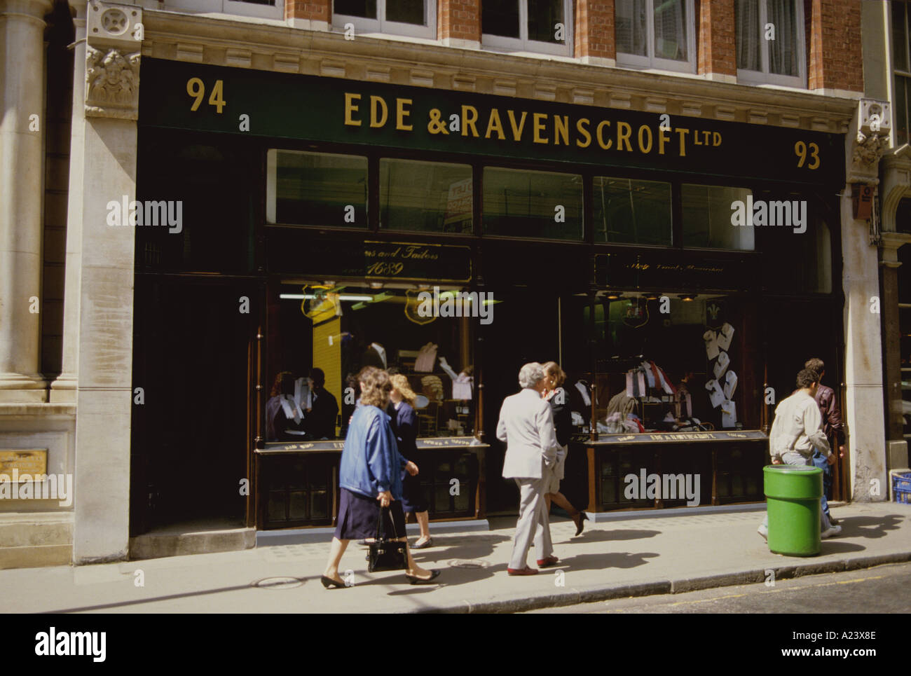 At chancery lane in london hi-res stock photography and images - Alamy