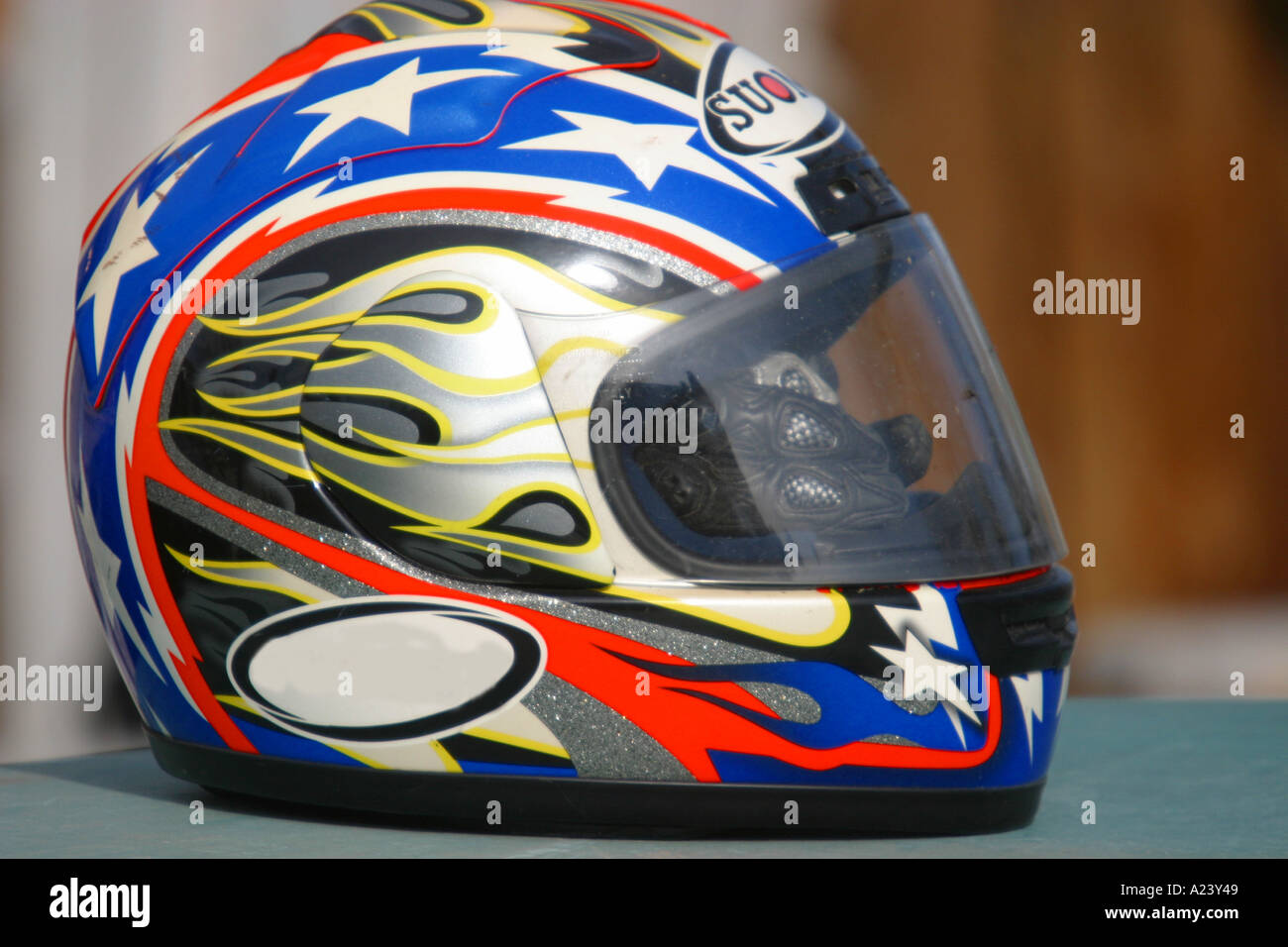 Round head helmet hi-res stock photography and images - Alamy